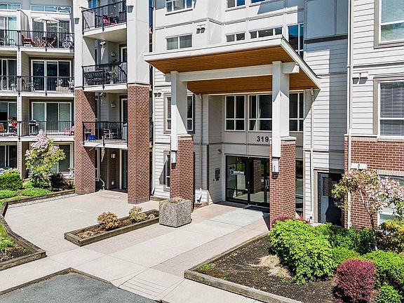 3192 Gladwin Rd #201, Abbotsford, BC V2T 6M9 | MLS #R2881564 | Zillow