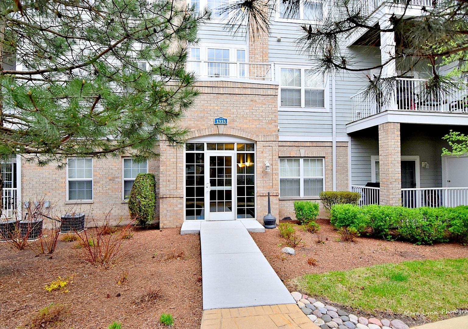 1315 W Lake St APT 304, Addison, IL 60101 | Zillow