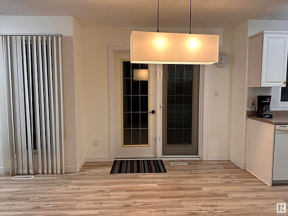 15431 133rd St NW, Edmonton, AB T6V 1G4 | Zillow