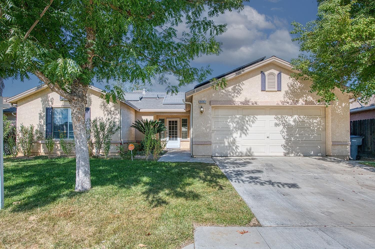 5642 W Floradora Ave, Fresno, CA 93722 | Zillow