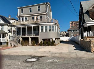 174 Beach 118th St APT 3, Rockaway Park, NY 11694 | Zillow