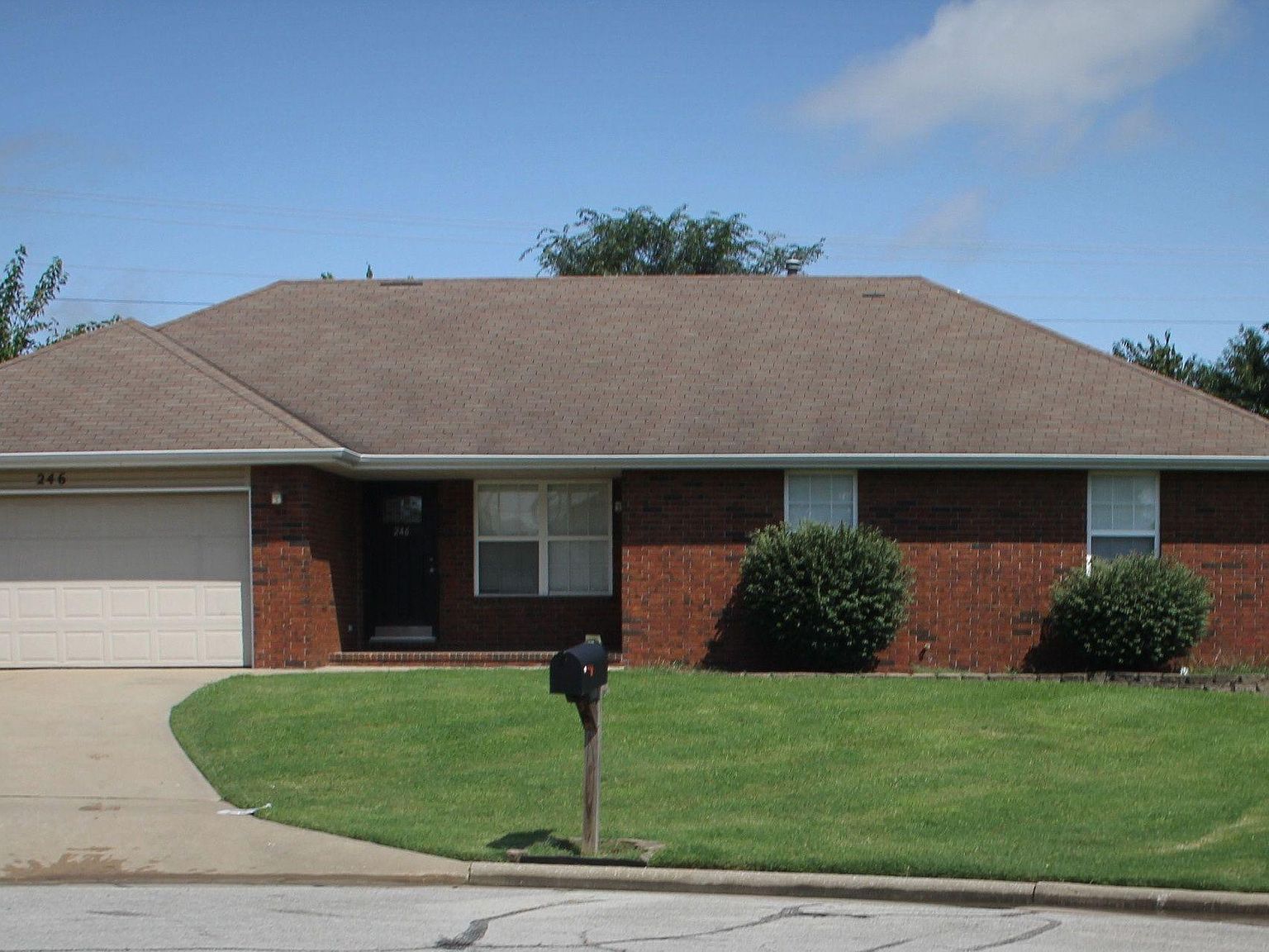 246 N Foster Ave, Springfield, MO 65802 | Zillow