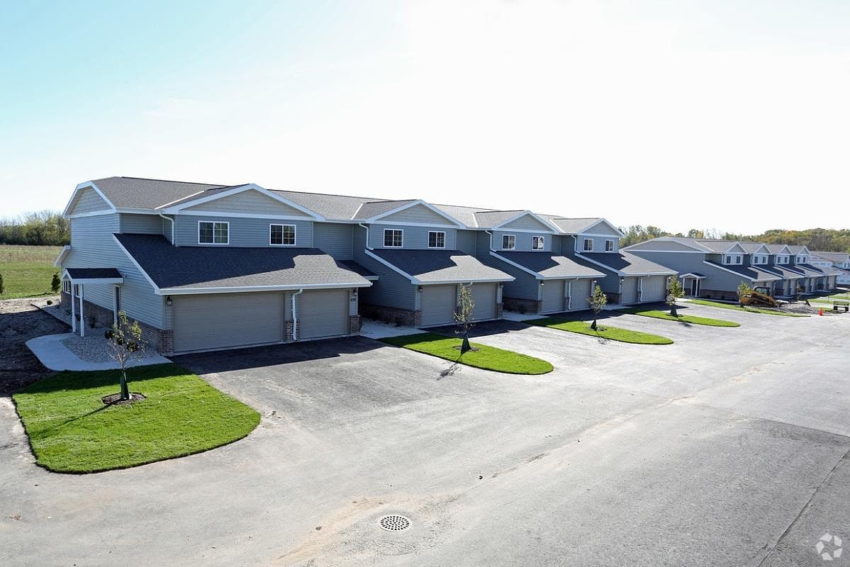 1130 River Rock Ct APT 3, Kiel, WI 53042 | Zillow