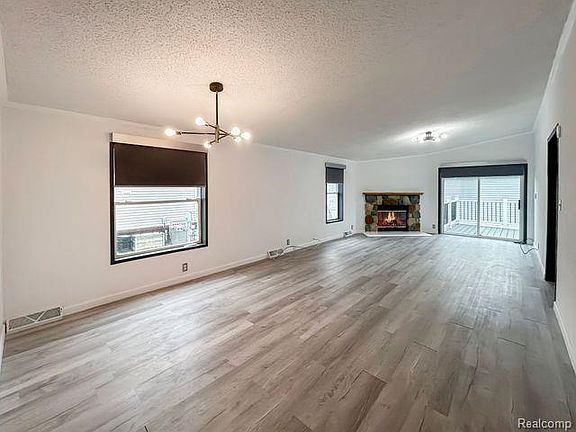 2835 S Wagner Rd, Ann Arbor, MI 48103 | MLS #20240032531 | Zillow