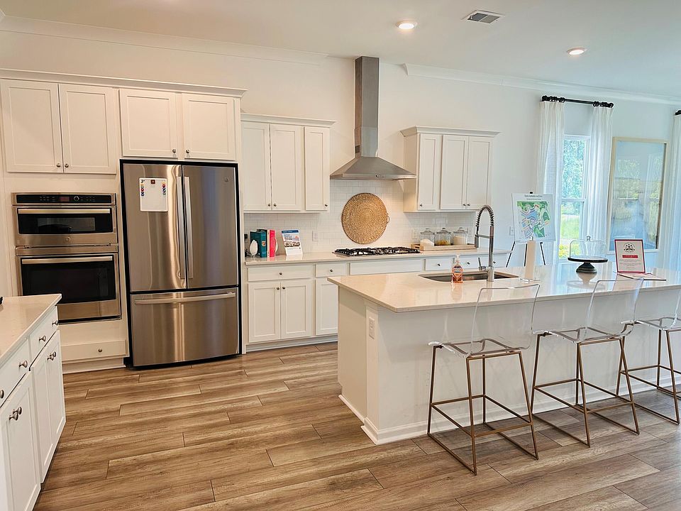 1329 Locals St, Summerville, SC 29485 | Zillow