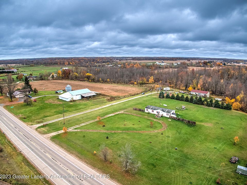 7836 S M 66 Hwy, Nashville, MI 49073 | Zillow