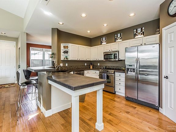 19569 Lost Lake Dr #1, Bend, OR 97702 | Zillow