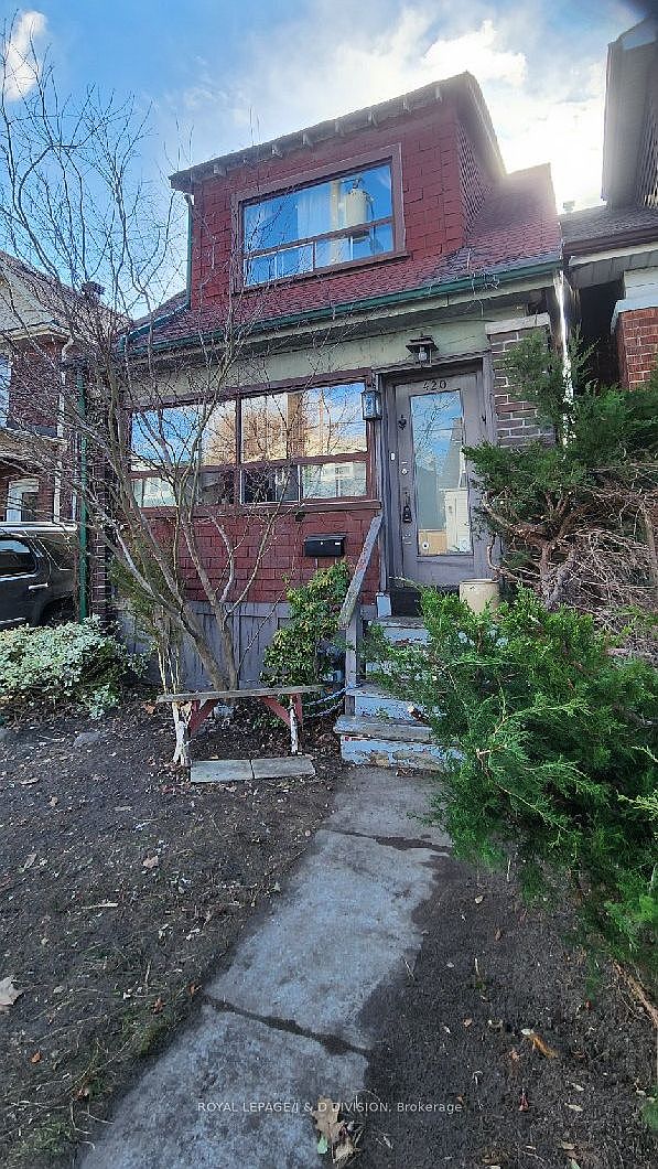 420 Main St #3, Toronto, ON M4C 4Y2 | MLS #E12063152 | Zillow