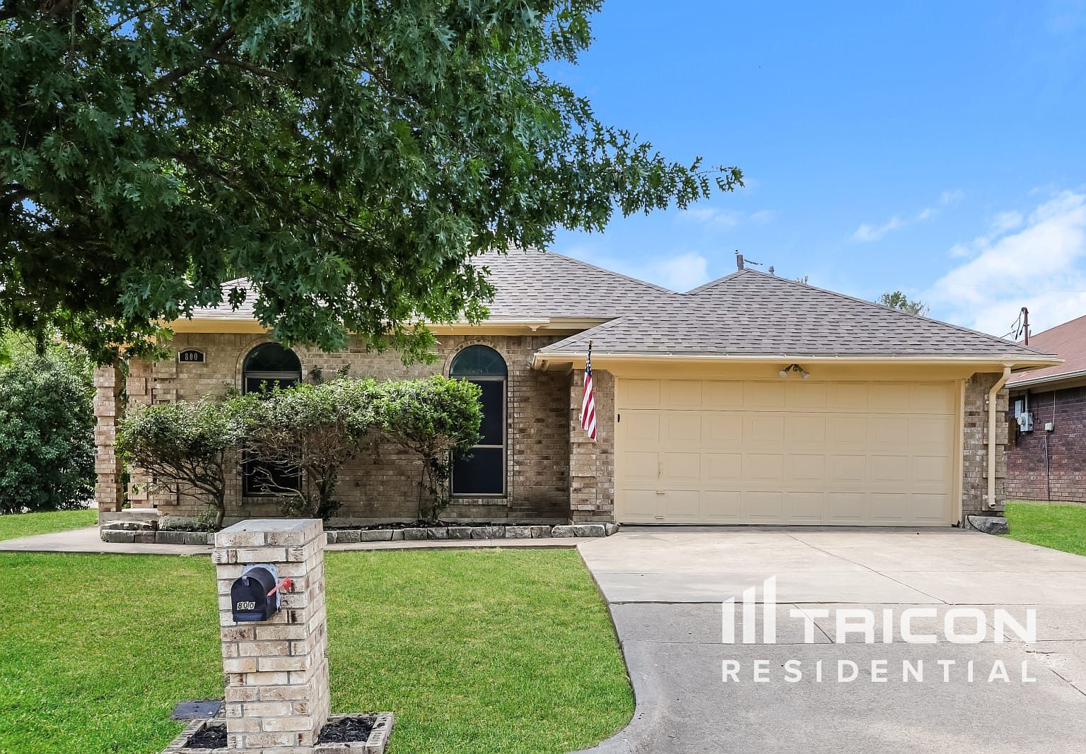 800 Crystal Creek Ln, Arlington, TX 76001 | Zillow