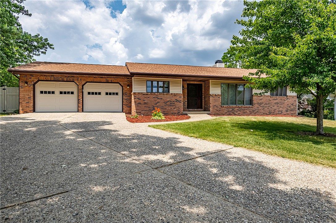 1240 W Scotch Pine Ct, Decatur, IL 62526 | Zillow