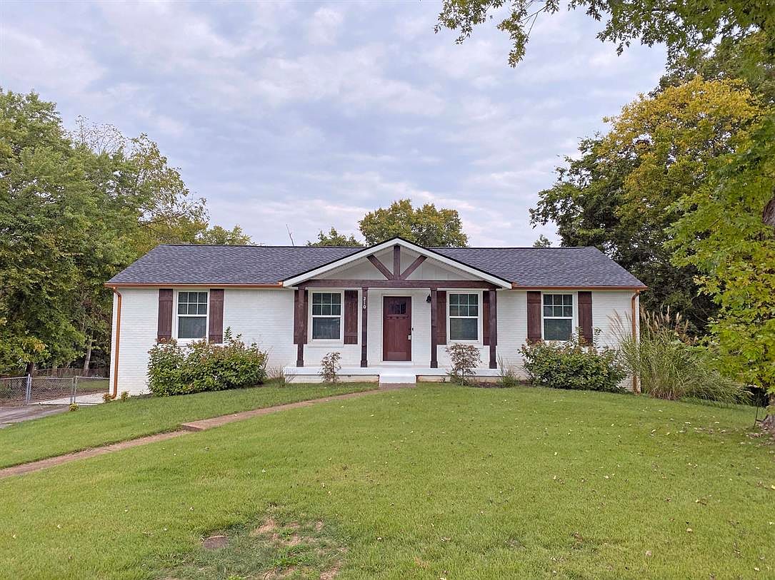 210 Slayden Cir, Clarksville, TN 37040 | Zillow