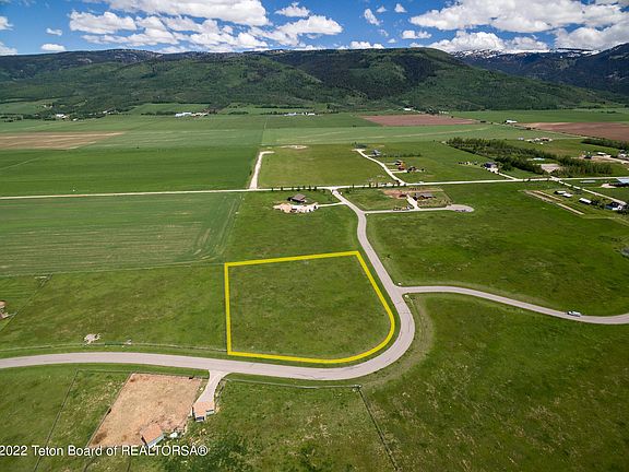 1570 Larsen Ln, Driggs, ID 83422 | Zillow