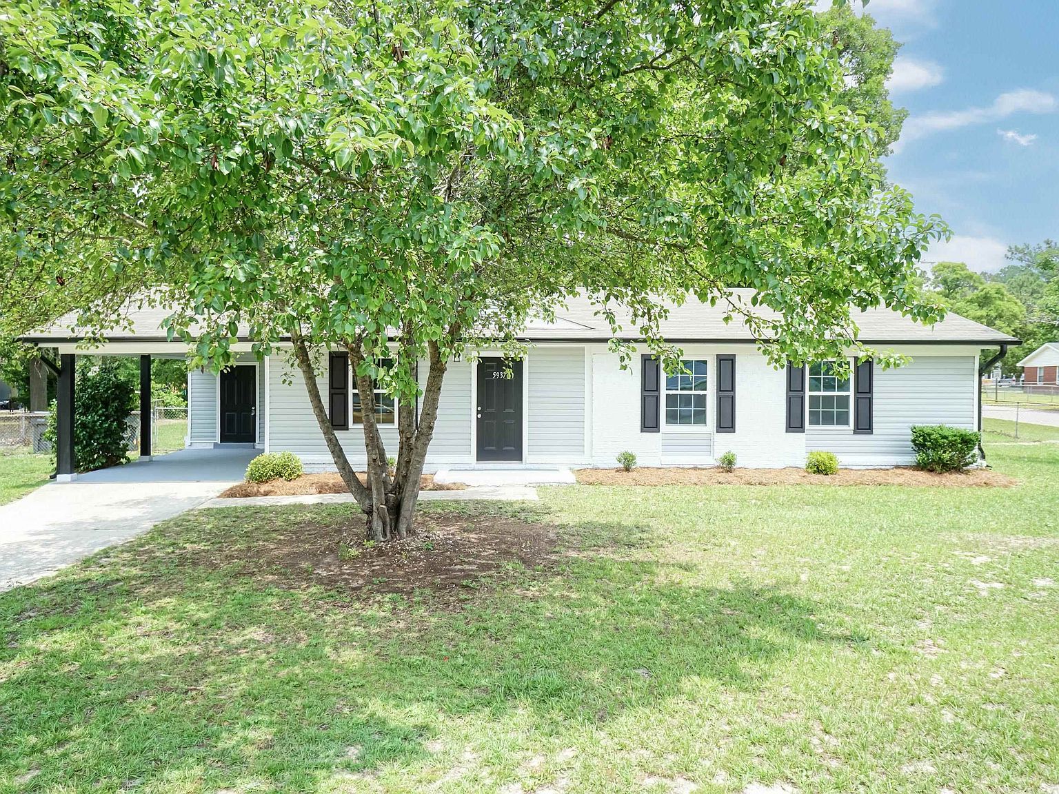 5937 Spinner Rd, Hope Mills, NC 28348 | Zillow