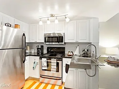 6850 SW 44th St Miami FL | Zillow