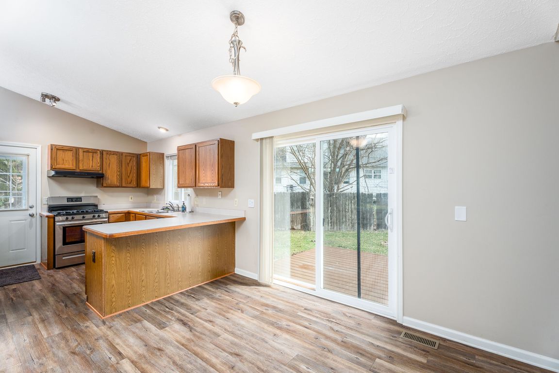 314 Cornell St, Howell, MI 48843 | Zillow