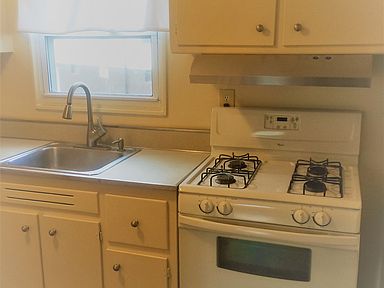 143 Chestnut St FLOOR 1, Manchester, CT 06040 | Zillow