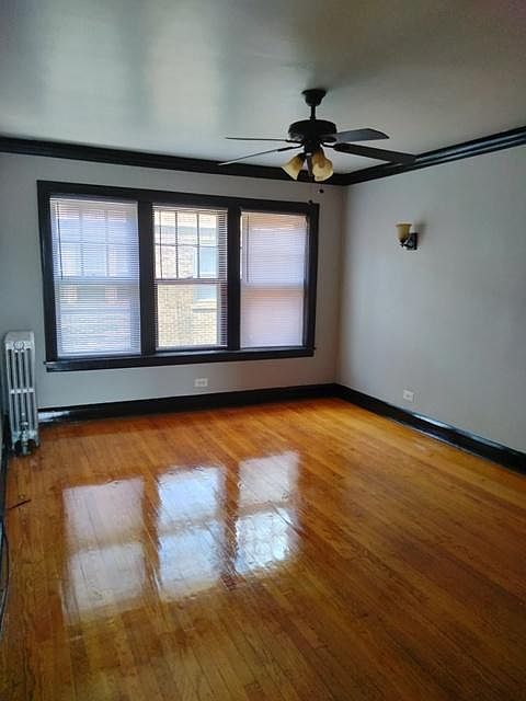 4649 N Elston Ave #3, Chicago, IL 60630 | Zillow