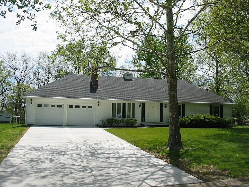 802 Valley Forge Rd, Brookfield, MO 64628 | Zillow