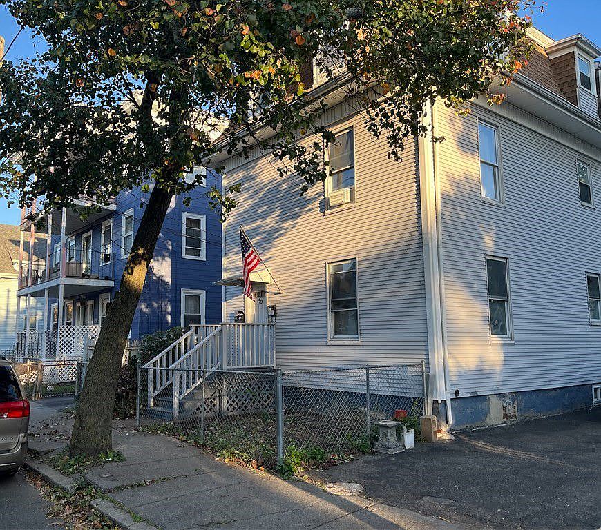 90 Timson St FLOOR 3, Lynn, MA 01902 | Zillow