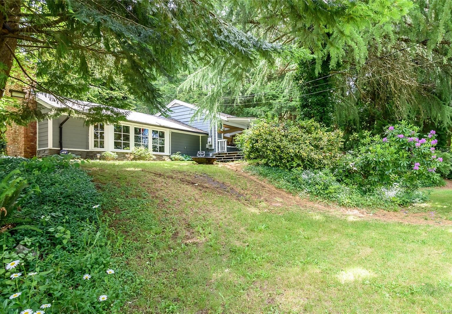 2840 Back Rd, Comox, BC V9N 9G9 | MLS #1002247 | Zillow