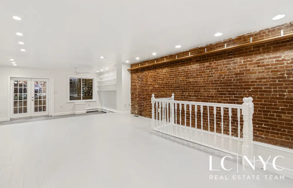 255 West 70th Street #1 in Lincoln Square, Manhattan | StreetEasy