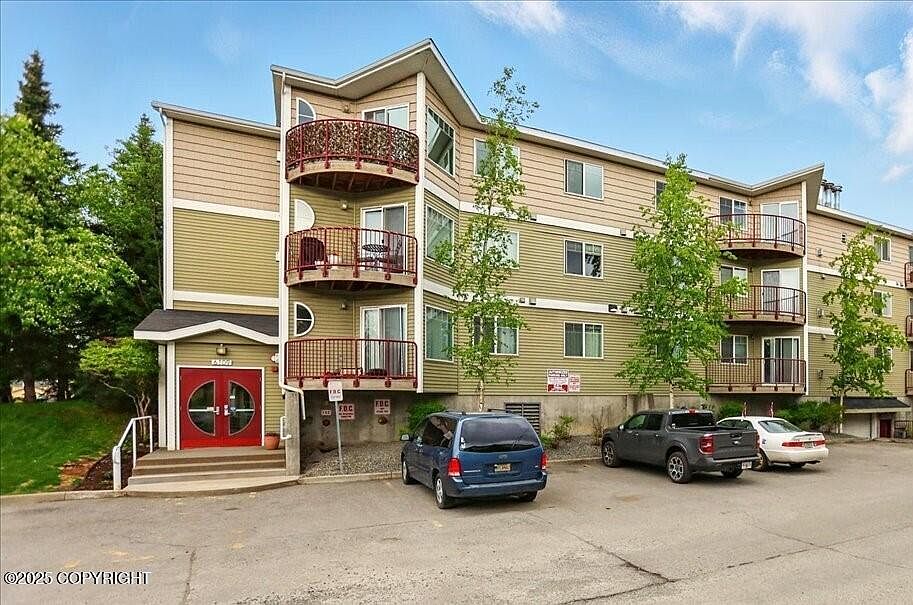 6109 Debarr Rd UNIT 203, Anchorage, AK 99504 | Zillow