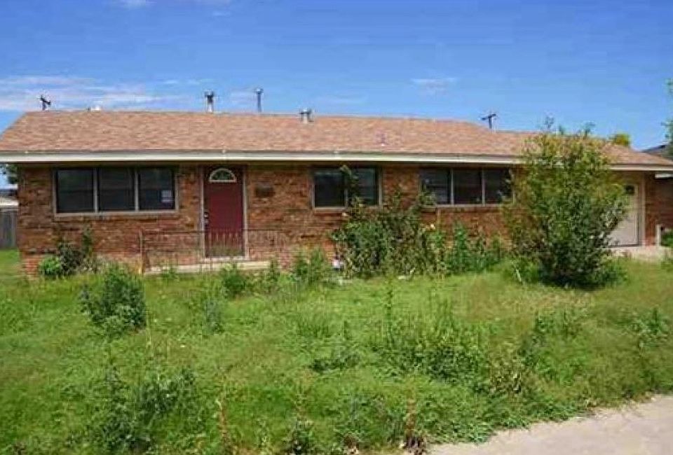 2527 Mary Ellen St, Pampa, TX 79065 | Zillow