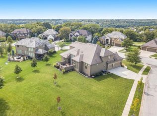 9205 Falcon Ridge Dr, Lenexa, KS 66220 | MLS #2243647 | Zillow