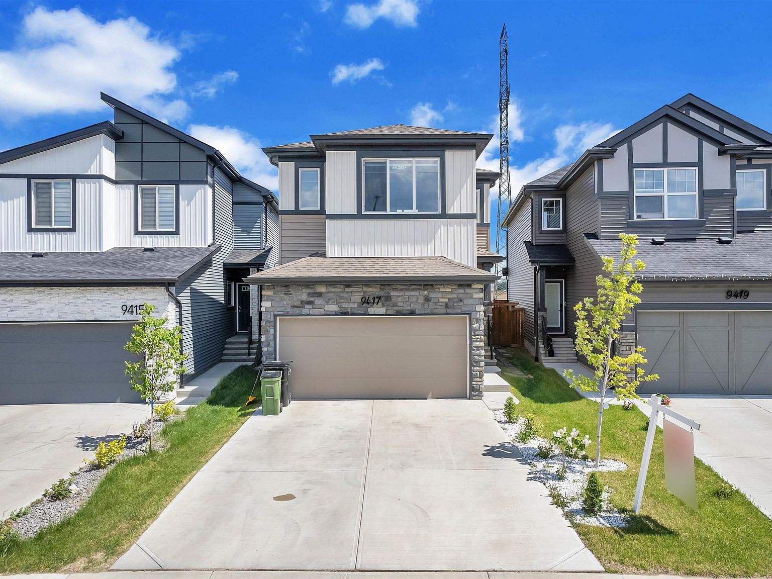 9417 Pear Cres SW, Edmonton, AB T6X 2Z5 | MLS #E4448032 | Zillow