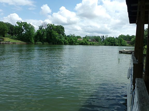 254 Riverview Dr, Natchez, LA 71456 | Zillow