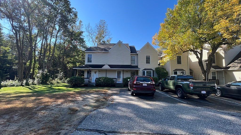 59 Castlegate Dr #B, Springfield, MA 01129 | MLS #73166032 | Zillow