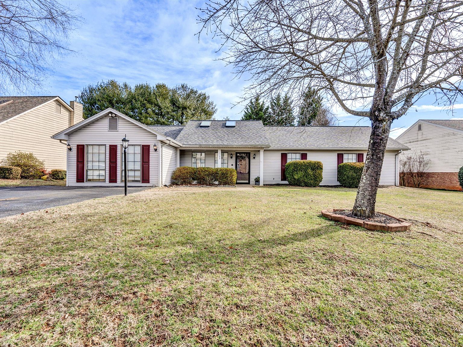 1155 Finney Dr, Vinton, VA 24179 | Zillow