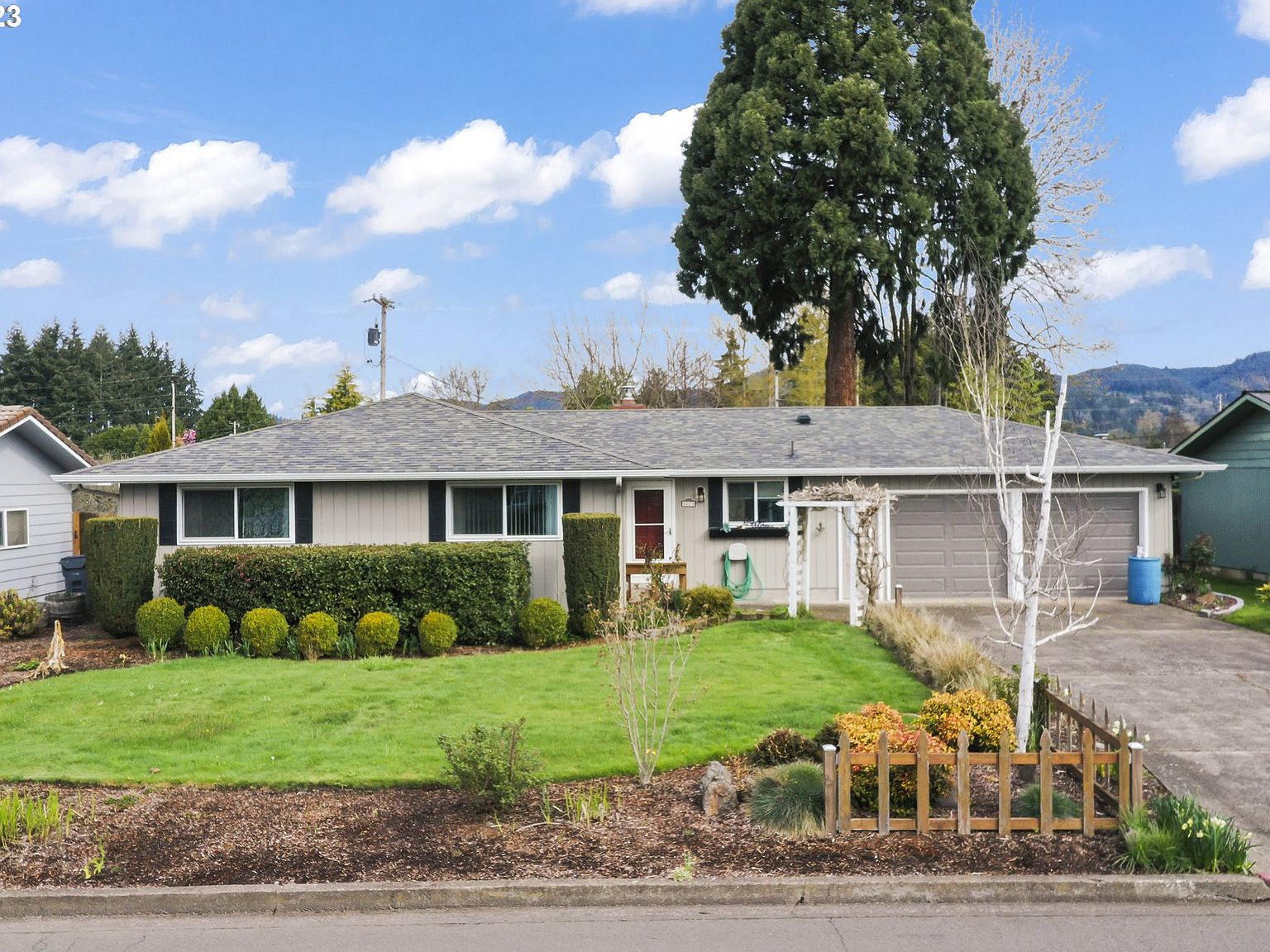 1624 Rambling Dr, Springfield, OR 97477 | Zillow