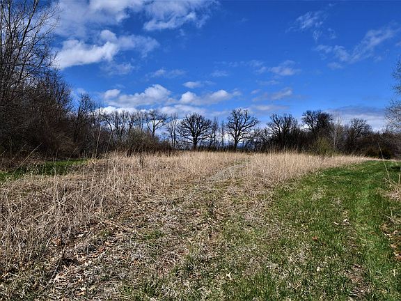 593 E 500 S, La Porte, IN 46350 | Zillow