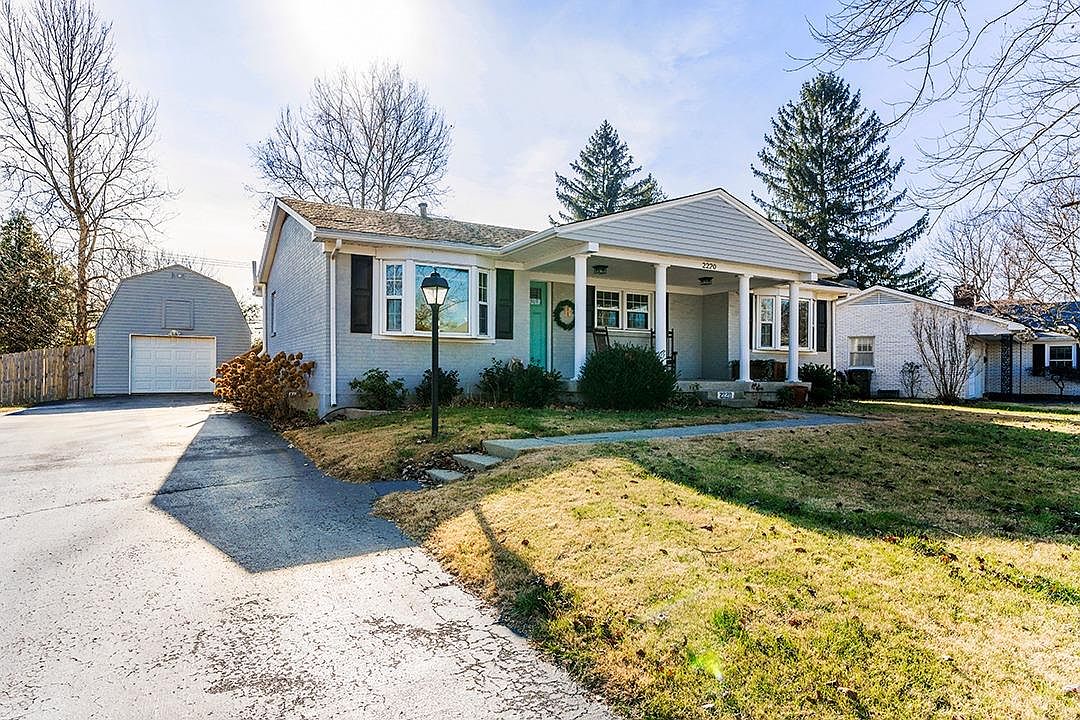 2220 Markham Ct, Lexington, KY 40504 | Zillow