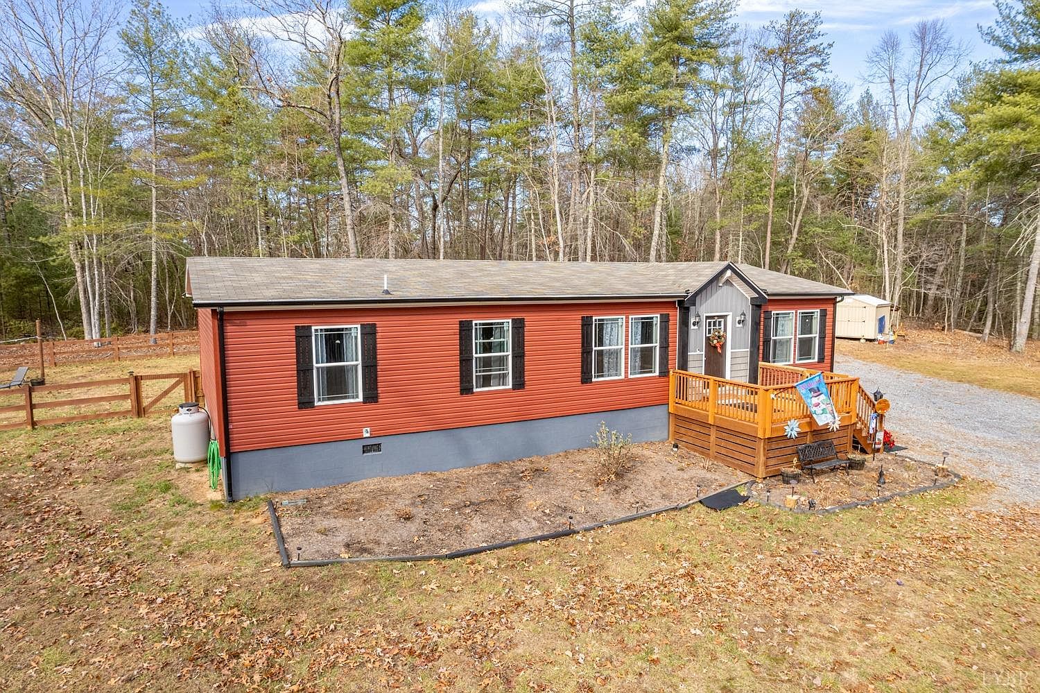 319 Blue Ridge Ln, Monroe, VA 24574 | MLS #349572 | Zillow