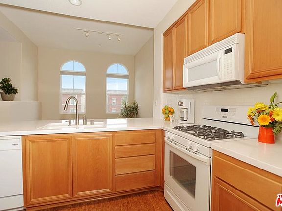 12963 Runway Rd APT 412, Playa Vista, CA 90094 | Zillow