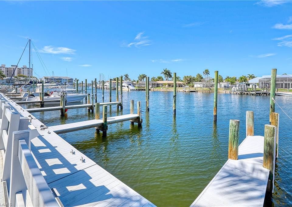 Boardwalk Caper - 18044 San Carlos Blvd Fort Myers Beach FL | Zillow