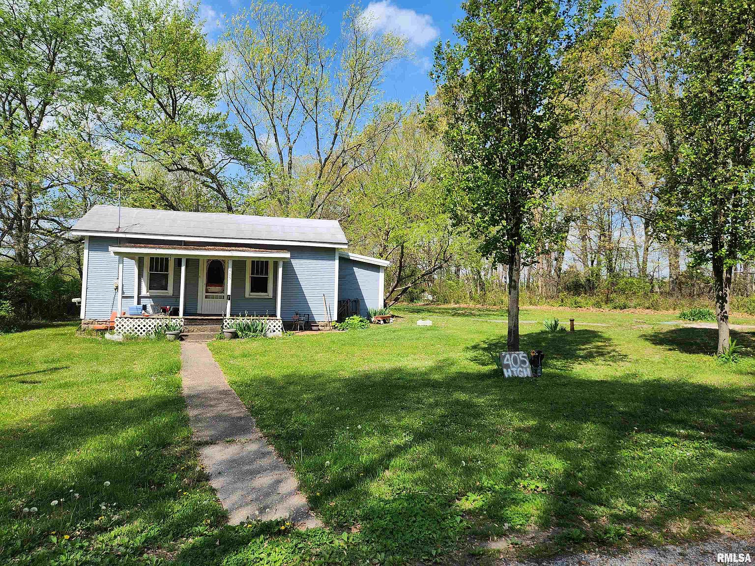 405 High St, Bluford, IL 62814 | Zillow