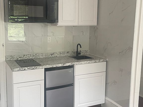 140 W Baltimore Ave #2C, Lansdowne, PA 19050 | Zillow