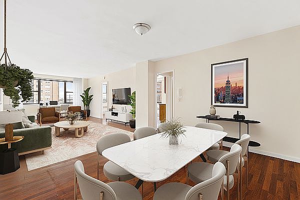 10420 Queens Blvd APT 19J, Forest Hills, NY 11375 | Zillow