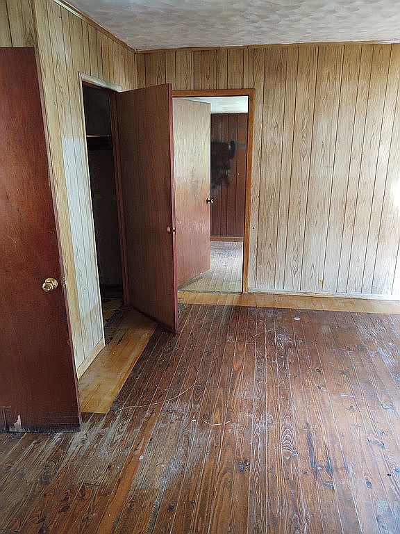 13501 Middle Fork Rd, Helton, KY 40840 | Zillow