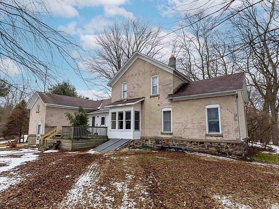 3412 E Gordonville Rd, Midland, MI 48640 | Zillow