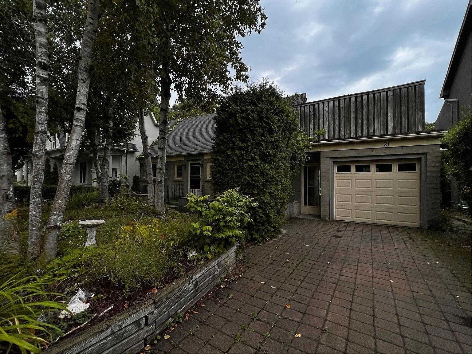 21 Fenwood Hts, Toronto, ON M1M 2V6 | Zillow
