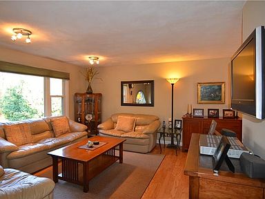 5 Spirketing St, Jamestown, RI 02835 | Zillow