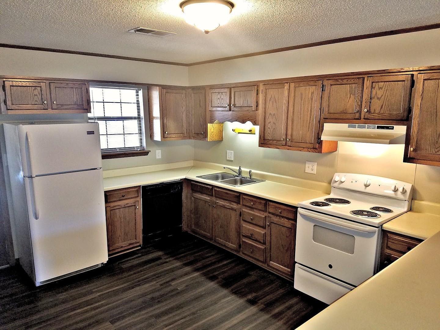 2427 Gaslight Pl SW APT A, Decatur, AL 35603 | Zillow