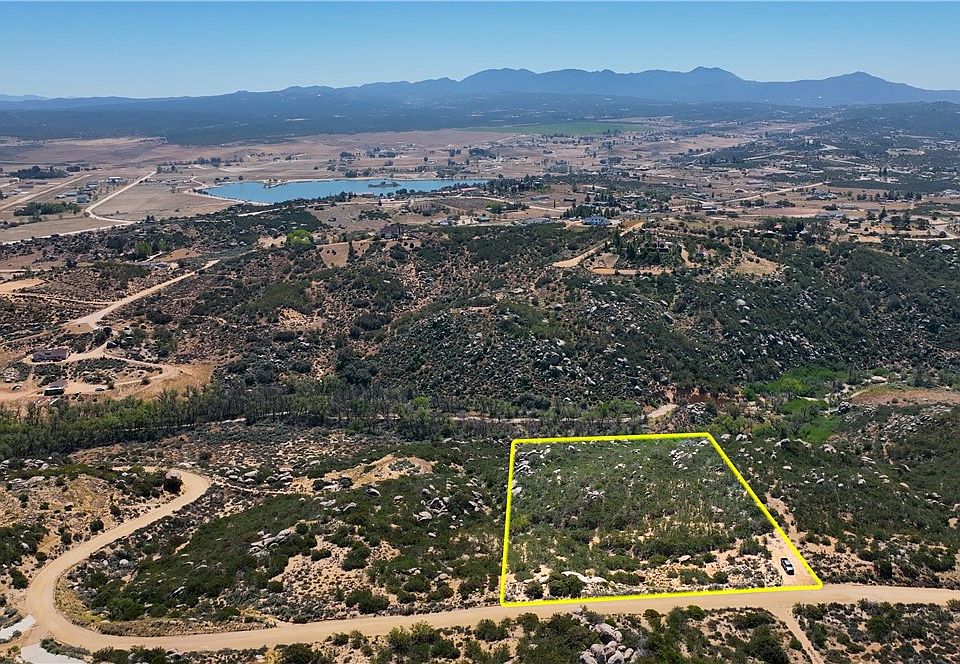 833 Lake Canyon Dr #833, Aguanga, CA 92536 | MLS #SW24188307 | Zillow