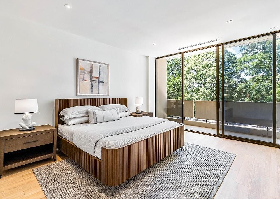 2575 Peachtree Rd NE Atlanta GA | Zillow