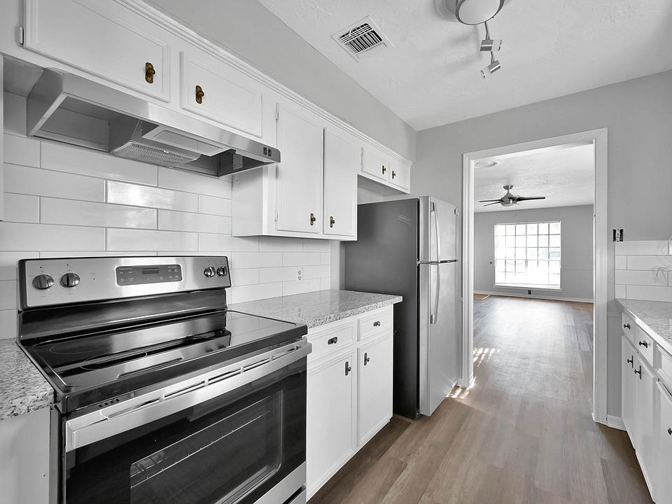 28019 Johnson Rd UNIT 5, Tomball, TX 77375 | Zillow