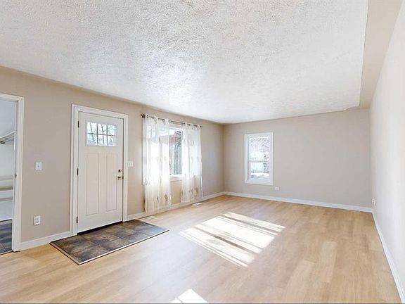 10409 W 96a St, Grande Prairie, AB T8V 2A7 | MLS #A2114494 | Zillow